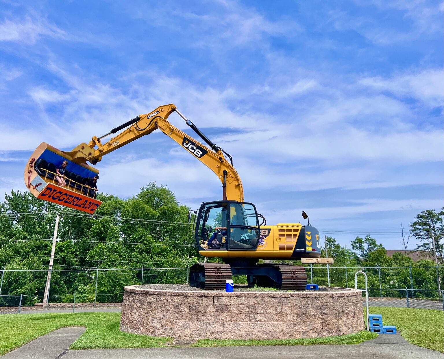 8 Tips for Visiting Diggerland USA - Been There Done That with Kids